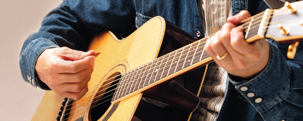 Panduan Alat Musik | Cara Memainkan Gitar Akustik | Gitar Akustik untuk ...